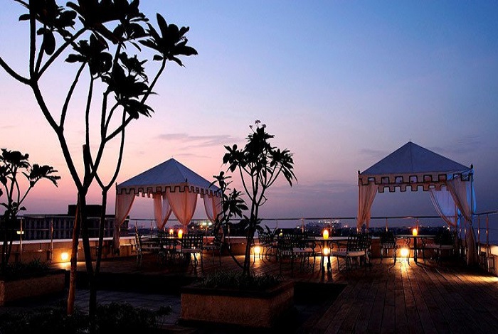 These 5 Sea-View Restaurants will Make you Fall in Love with Chennai