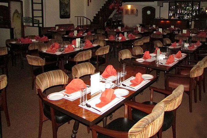 Kolkata's Top 7 Spots to Savour Anglo Bangla Fry