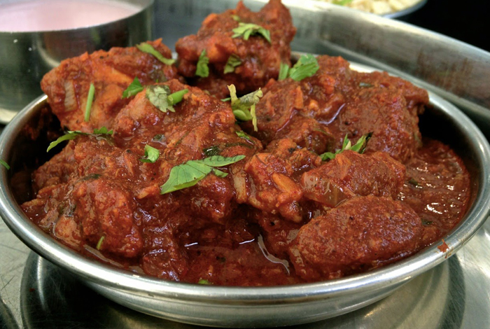 40 Best Mumbai’s Foods A Foodie Must Try At Any Cost
